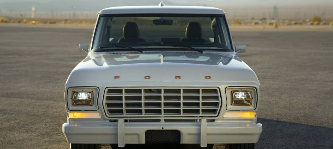 Ford muestra un viejo F-100 transformado en el concepto totalmente ...
