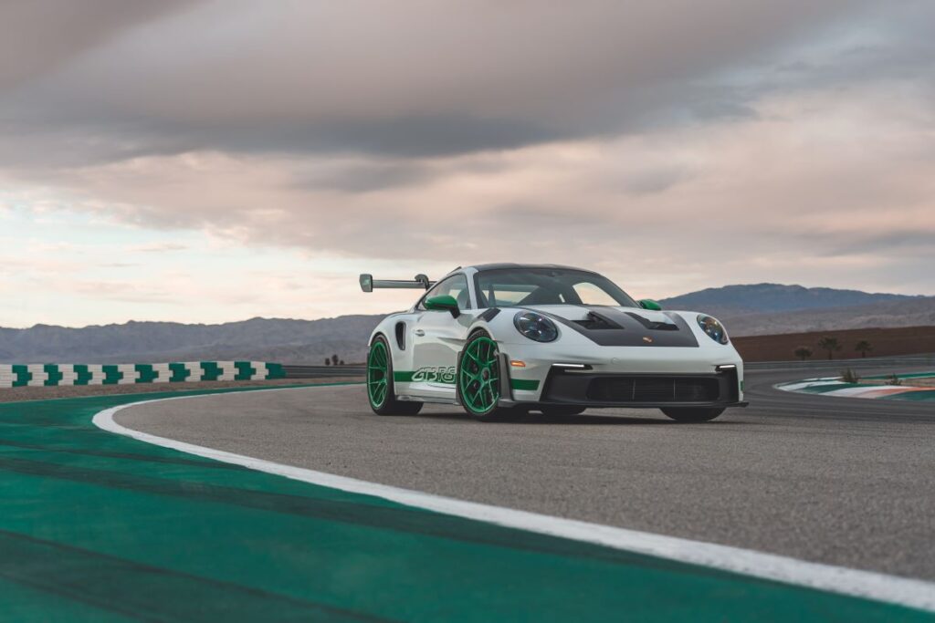 El paquete “911 GT3 RS Tribute” del Carrera RS hace su primera ...